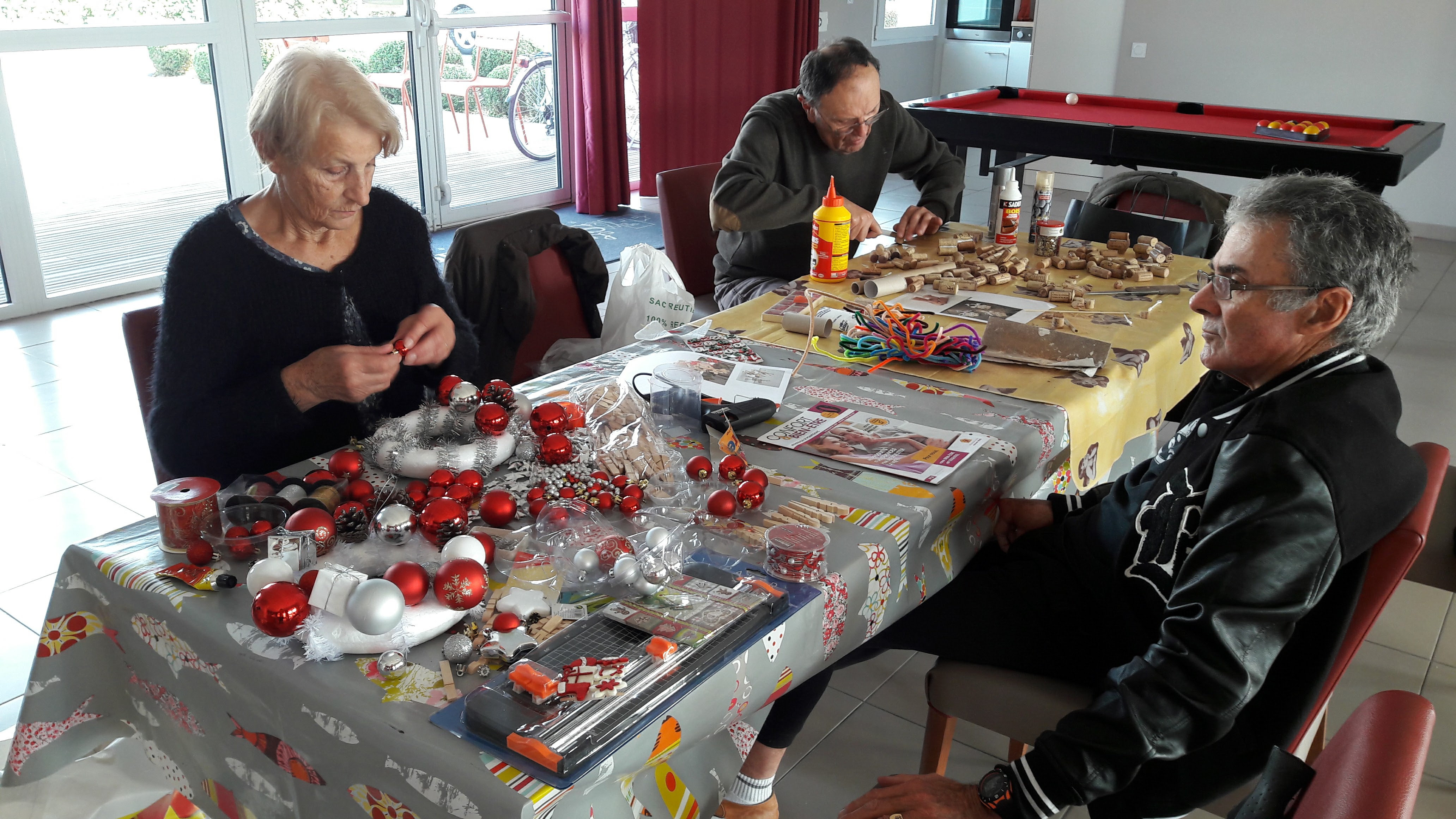 Préparation décos de noël | Le blog des Senioriales