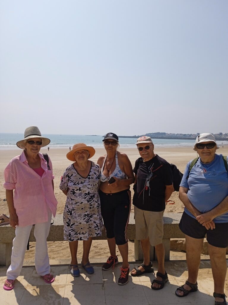Promenade au bord de la mer | Blog Senioriales